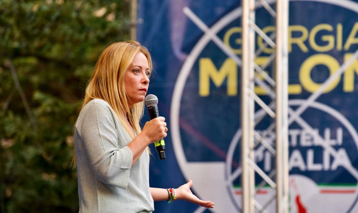 現年45歲的新任義大利女總理梅洛尼最令人矚目的立場是反對中國一帶一路政策,她稱與中國簽署協議是一個巨大的錯誤。 - alpineatks 的網 ...